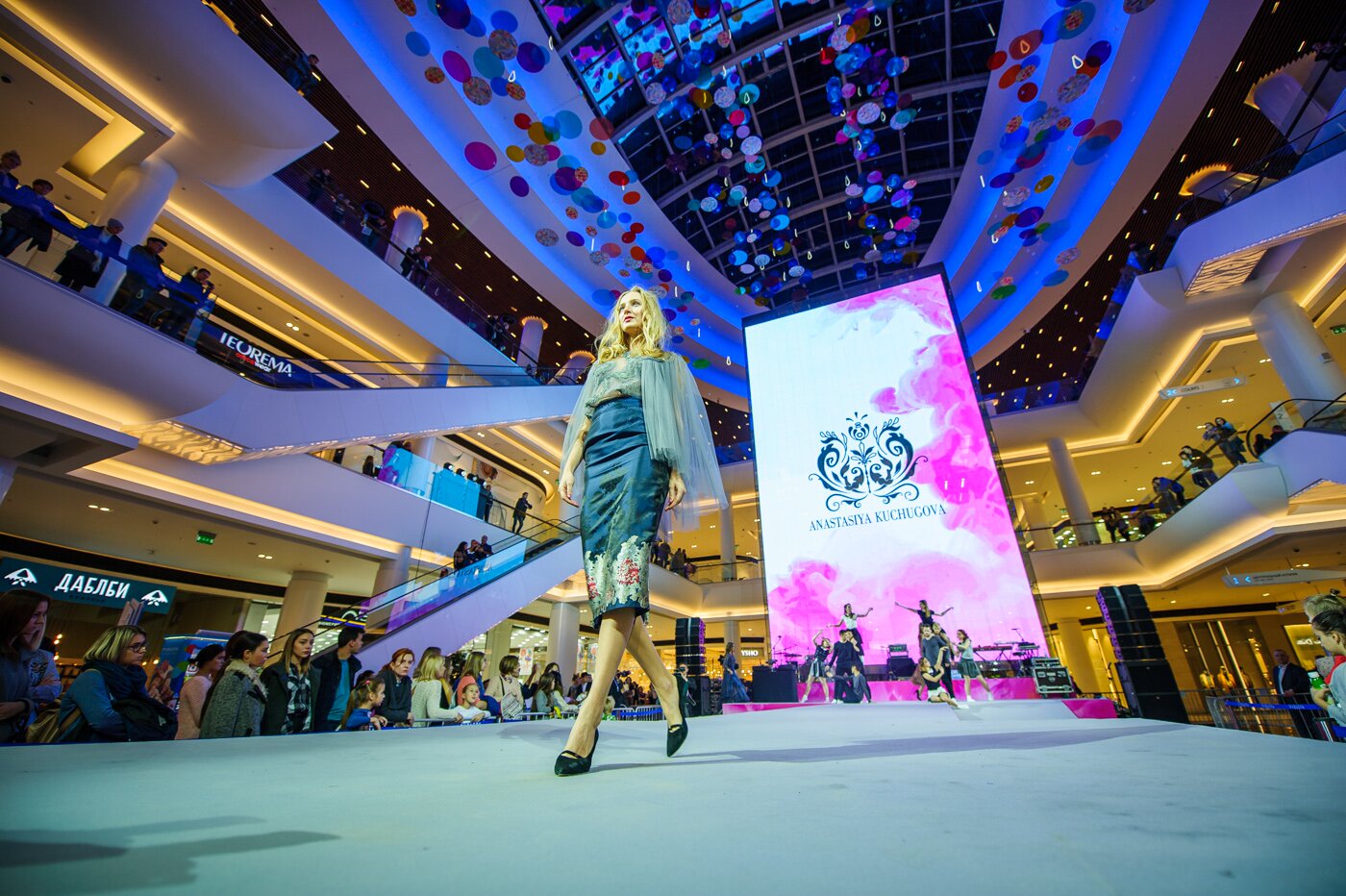 How to choose the right LED screen to maximize the benefits of the ...