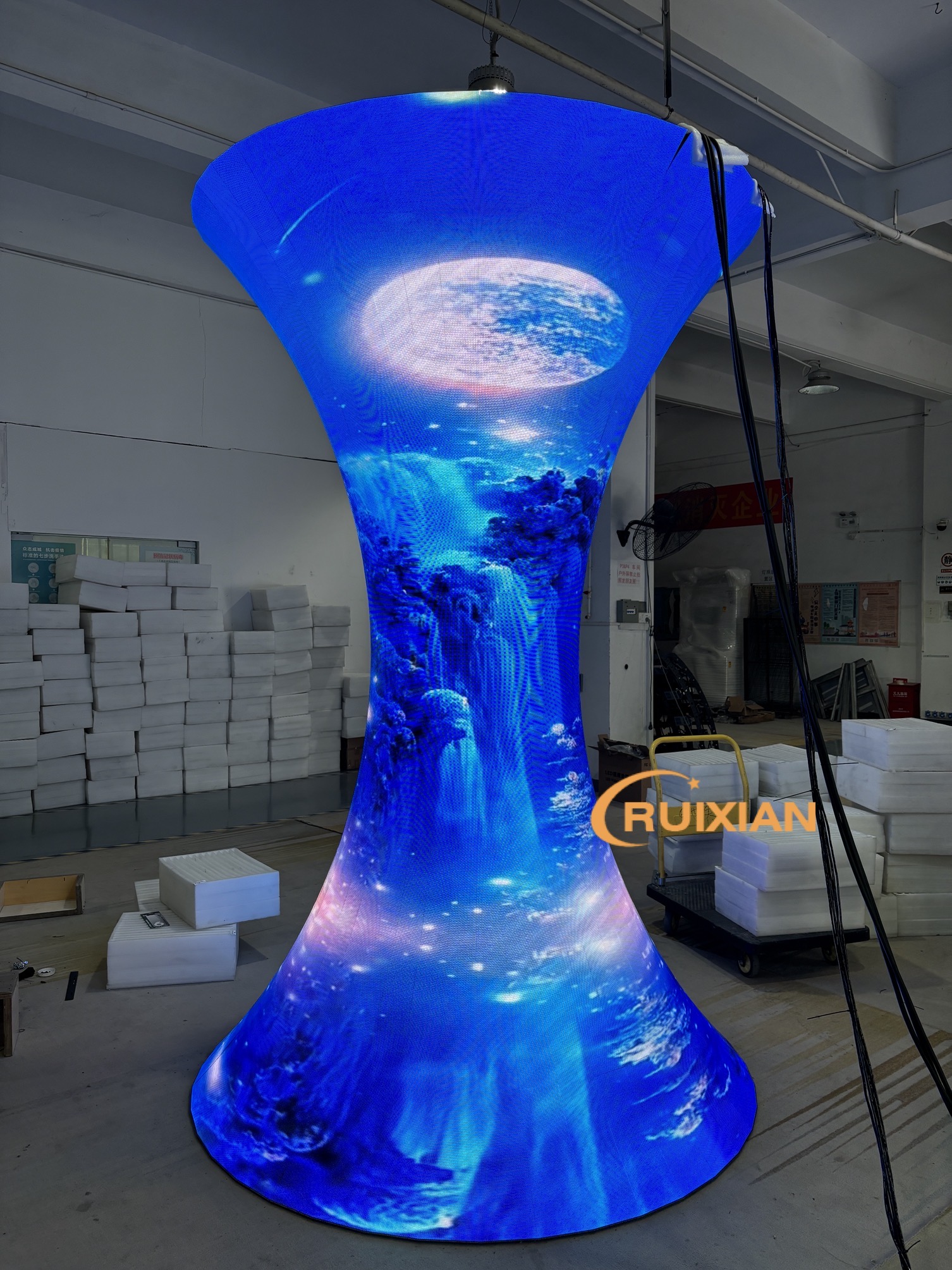 LED shaped customized creative horn screen - Shenzhen Ruixian ...